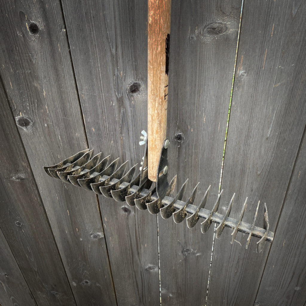 True Temper Thatching Rake – OTL Webstore